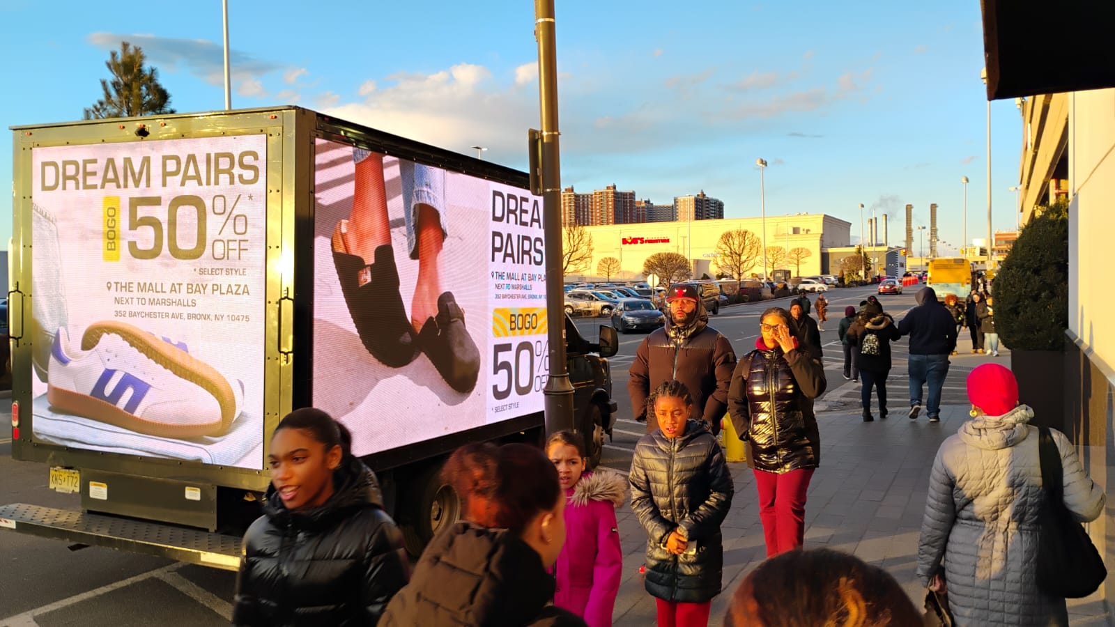 Reach Niche Audiences with Mobile Truck Advertising! - Inspiria Outdoor ...